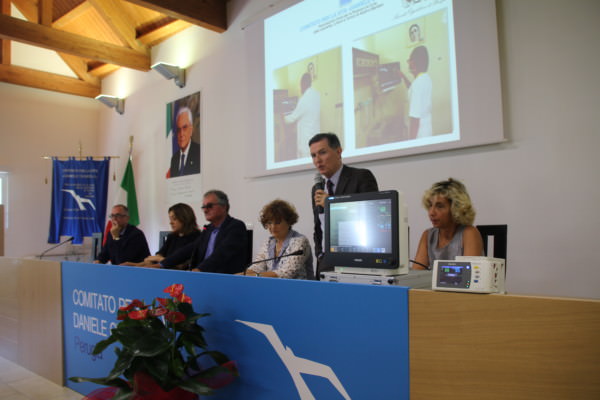 Il Comitato Chianelli dona 5 monitor del valore di 54mila euro a Reparto di Oncoematologia ...